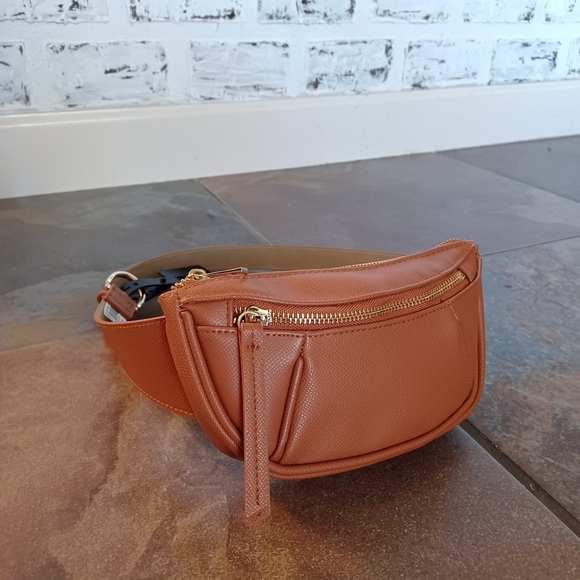 INC International Concepts | Bags | Inc International Concepts Cognac Pebbled Belt Bag Size Xl ...